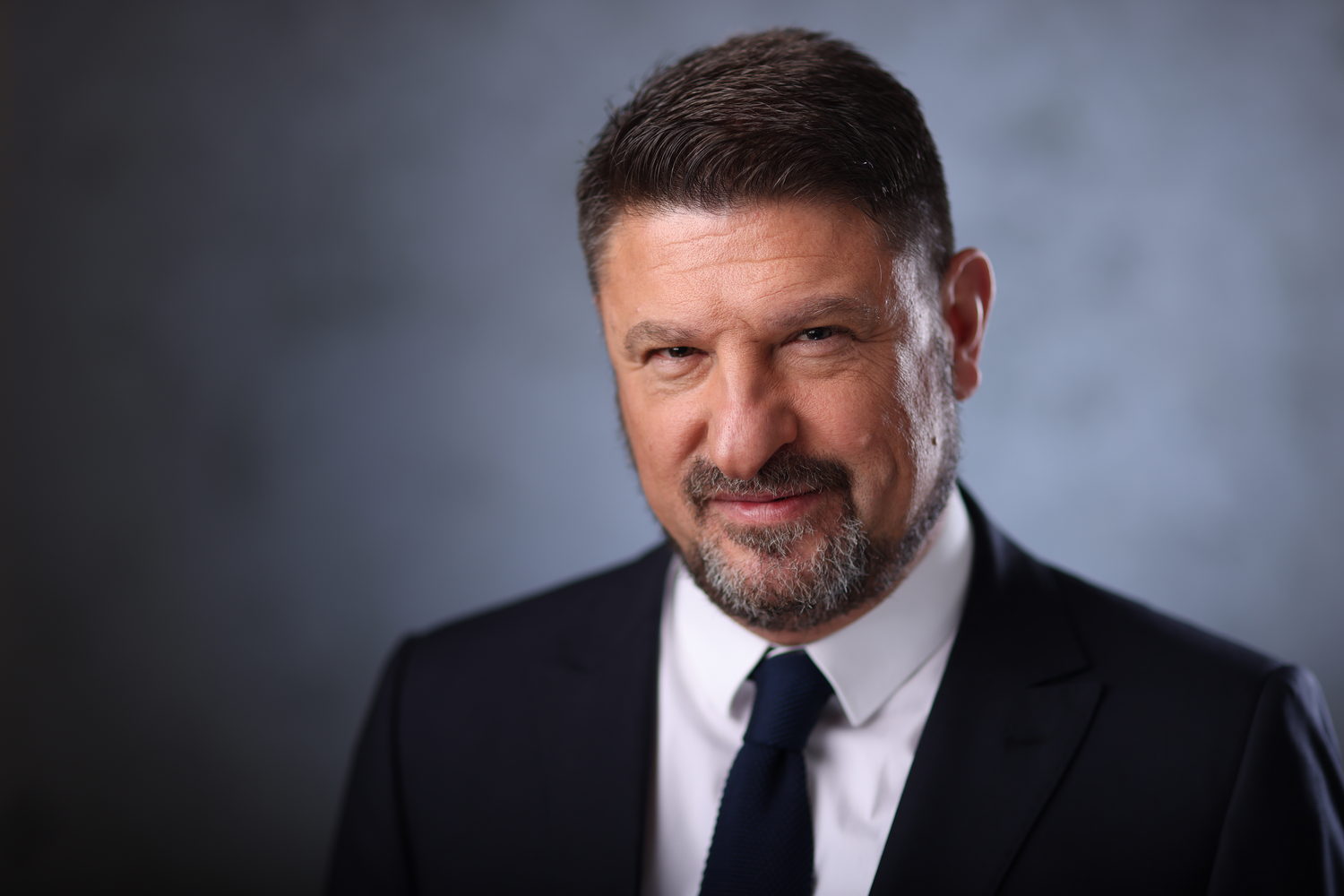 Αντιπεριφερειάρχες οι Πειραιώτες Σταυρούλα Αντωνάκου και Λεωνίδας ...